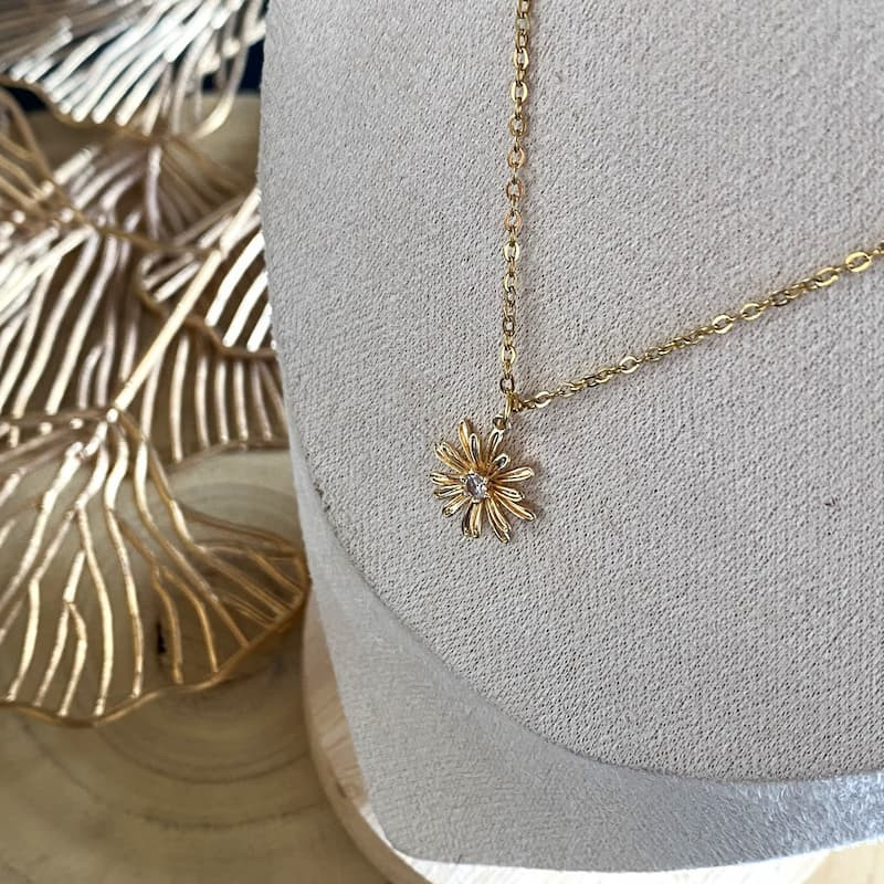 Colliers pour femme faits main avec amour en France| Bijoux and Clo